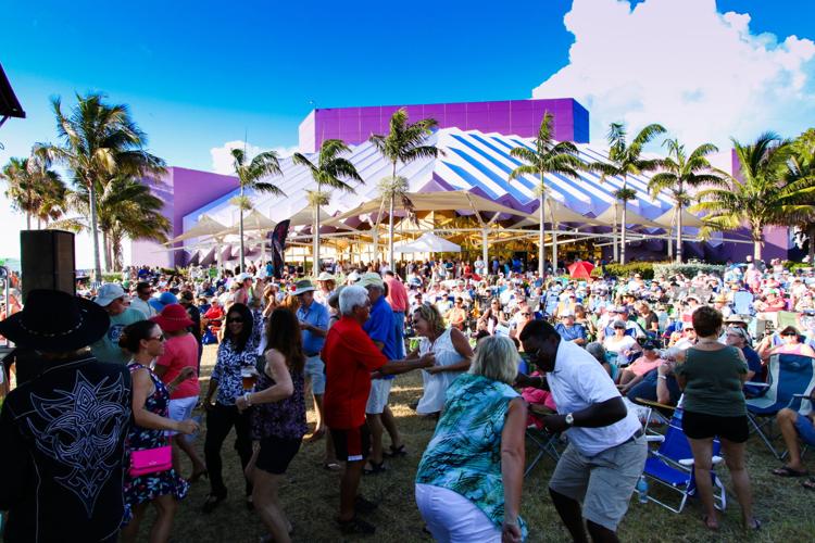 Friday Fest bands bring the audience to their feet | Go! | yoursun.com