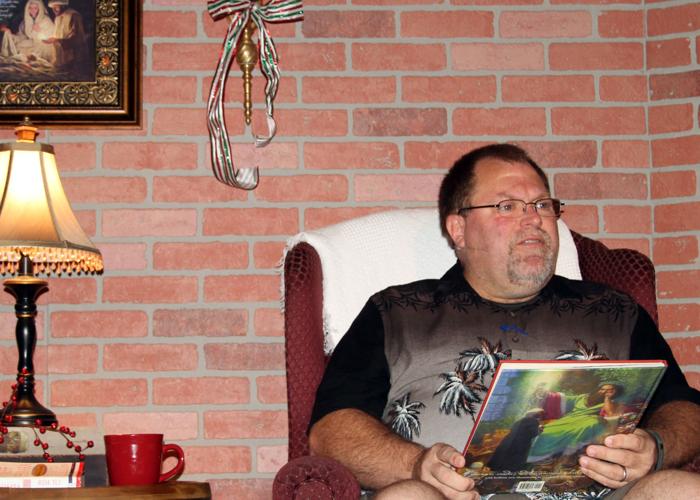 Prepping for Murdock Living Tree | News Archives | yoursun.com