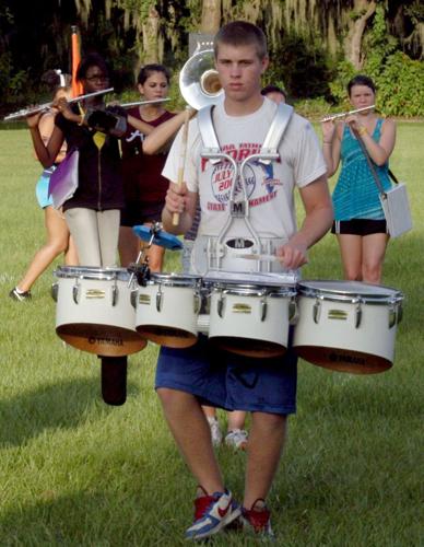 Marchingwith a new twist | Newsarchives | yoursun.com