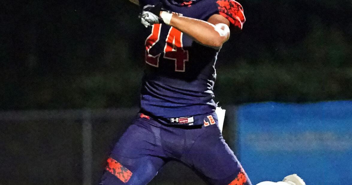 PREP FOOTBALL: Mantas wilt in second half against Immokalee | Sun Preps ...