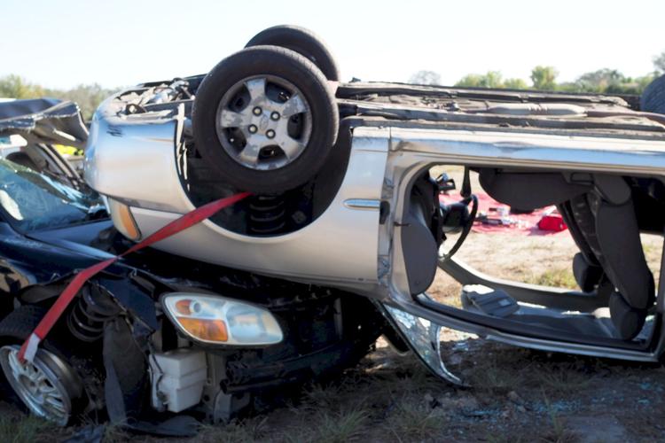SFD rips up cars as part of extrication training | Sebring | yoursun.com