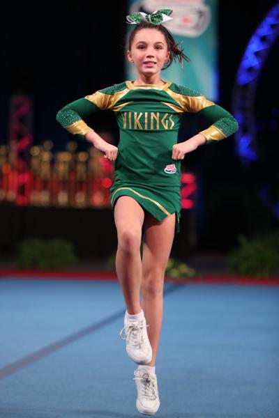 Venice Pop Warner cheerleaders earn national title | The Gondolier ...