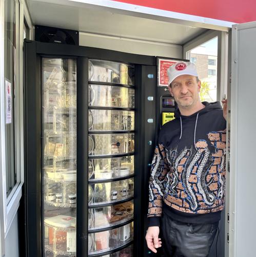 Behold, a 24/7 cheese vending machine | Daily Break | yoursun.com