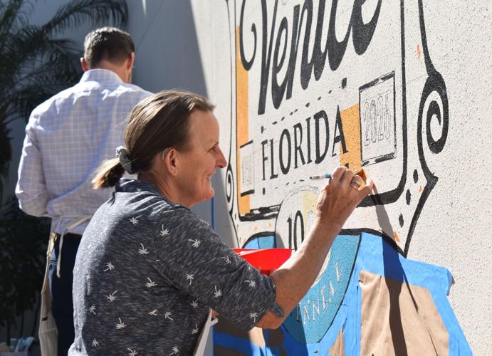 Mural, mural on the City Hall wall | News | yoursun.com