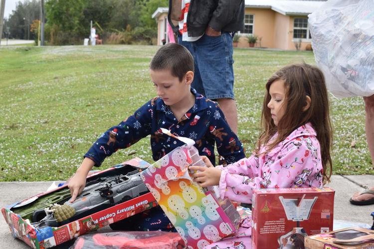 Patriot Riders brighten Christmas morning for veteran families | Port ...