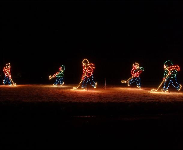 The Wonderland of Lights puts a sparkle into the holidays | Go ...