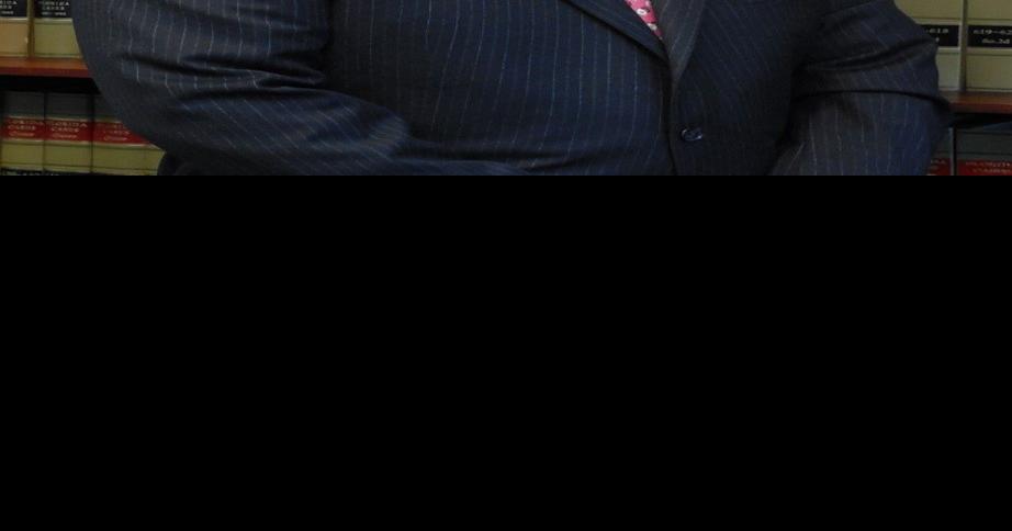 McGowan takes 20th Circuit judge seat | Local | yoursun.com