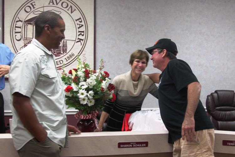 Schuler lauded for service to AP | Newsarchives | yoursun.com