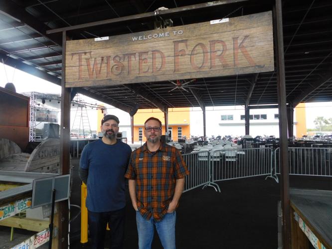 Los Lobos concert shows Twisted Fork coming into its own | Go ...