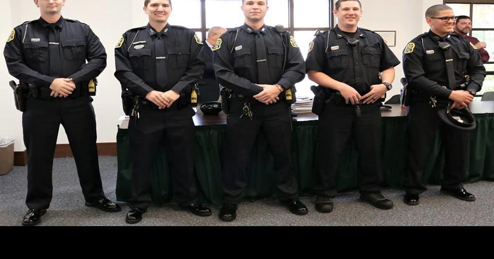 The Venice Five: new police officers take the oath | News | yoursun.com