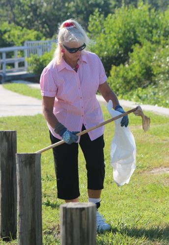 Working together to clean up Ponce Park | News Archives | yoursun.com