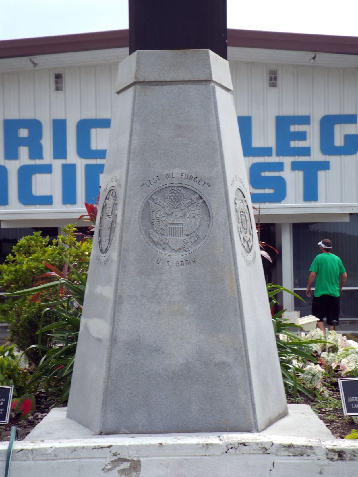 American Legion Post 25 dedicates military monument | Newsarchives ...