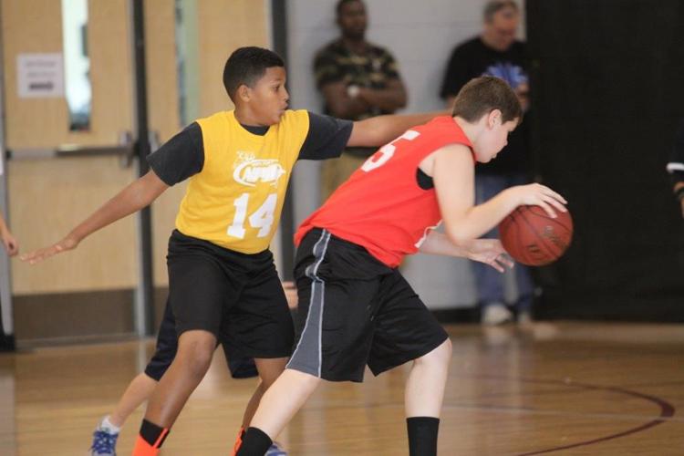 Kids hit the court at Morgan Center | News Archives | yoursun.com
