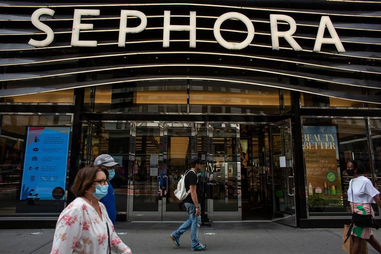 Help! My kid wants to be a Sephora tween | Features | yoursun.com