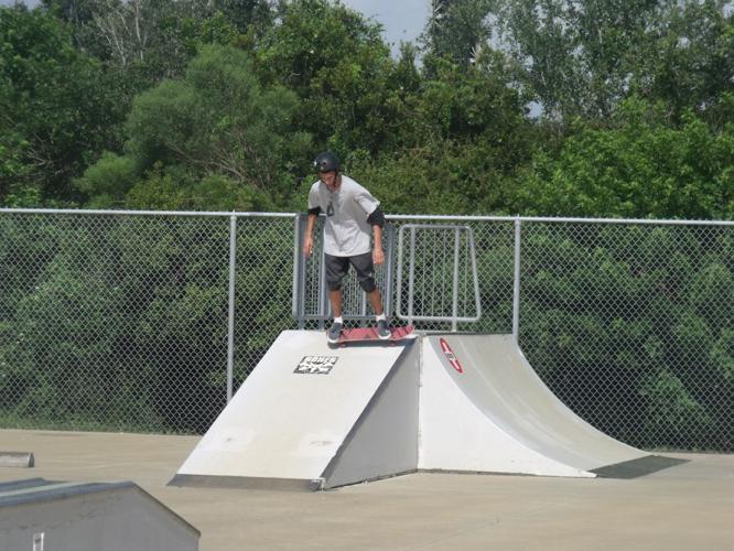 Rolling at the Venice YMCA Skate Park | Go! | yoursun.com