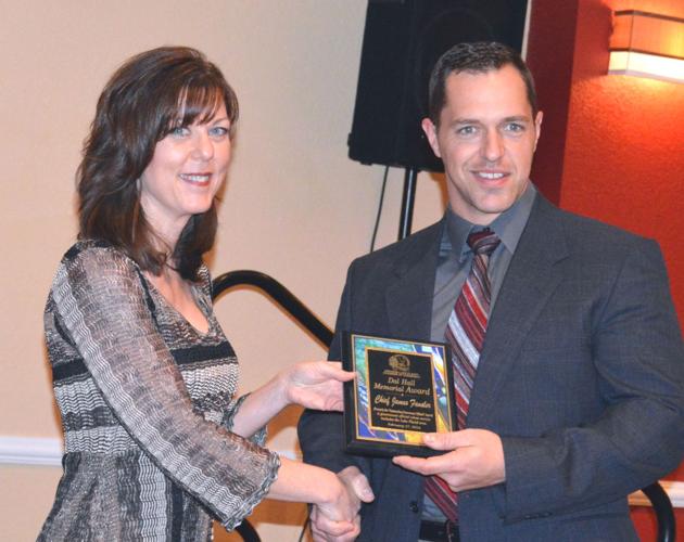 Chamber of Commerce awards highlight banquet | Newsarchives | yoursun.com