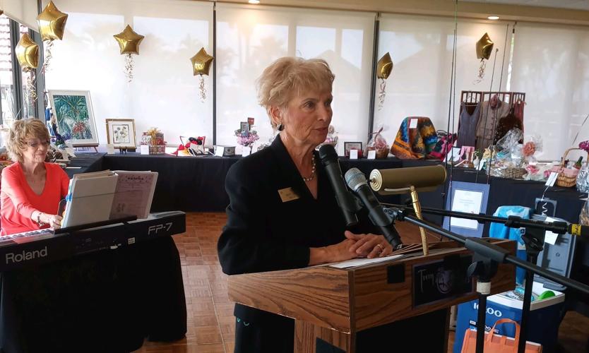 Fashion show raises funds for women's education | News | yoursun.com