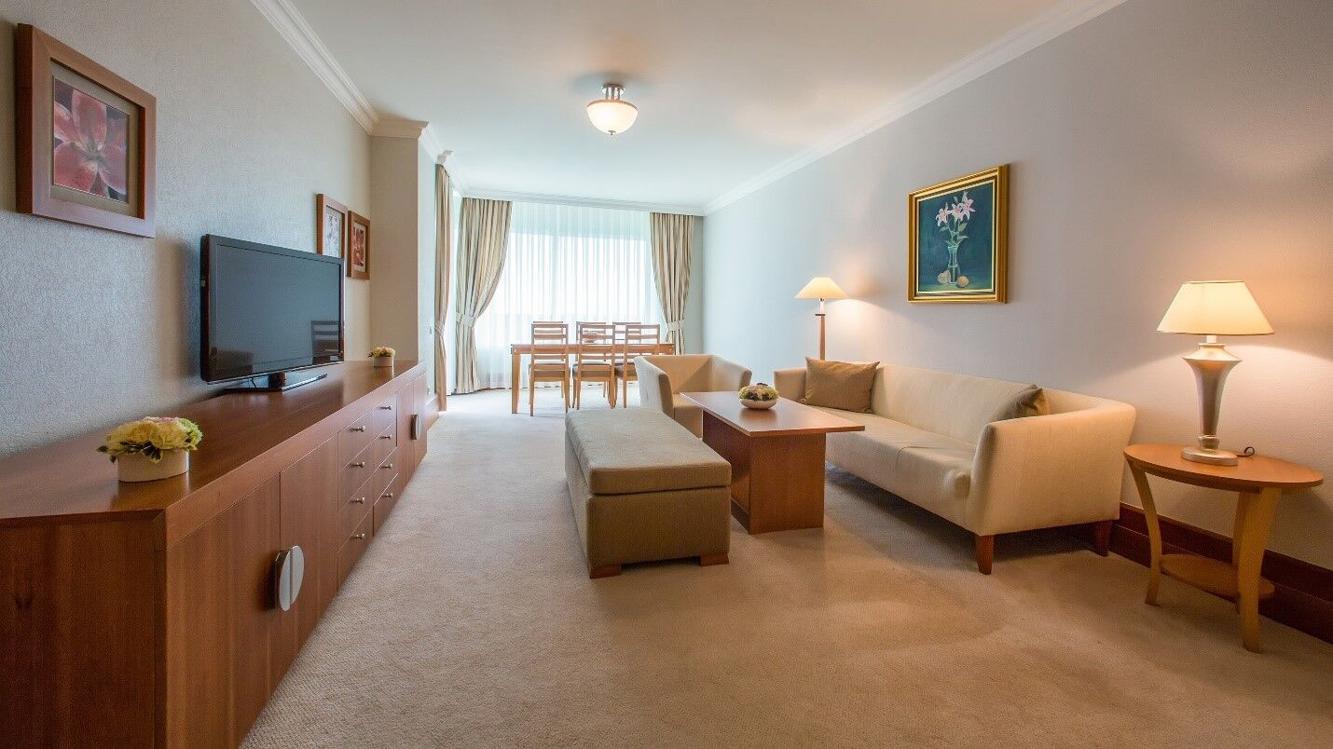 Design a Peaceful and Balanced Home with Feng Shui Concepts | Home ...