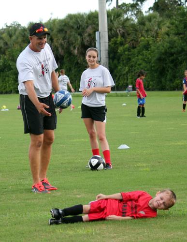 Camp helps students sharpen soccer skills | News Archives | yoursun.com