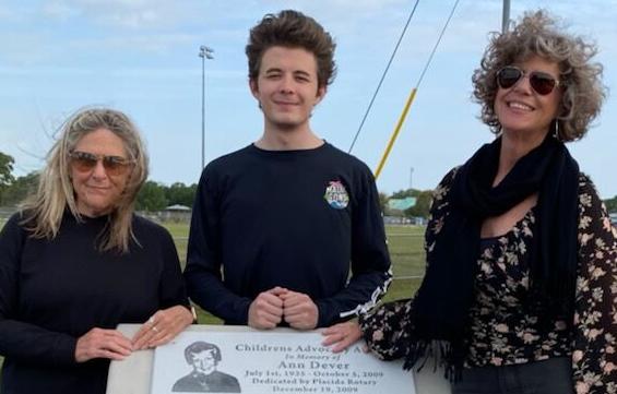 DeRosa honored with Ann Dever Child Advocacy Award | News | yoursun.com