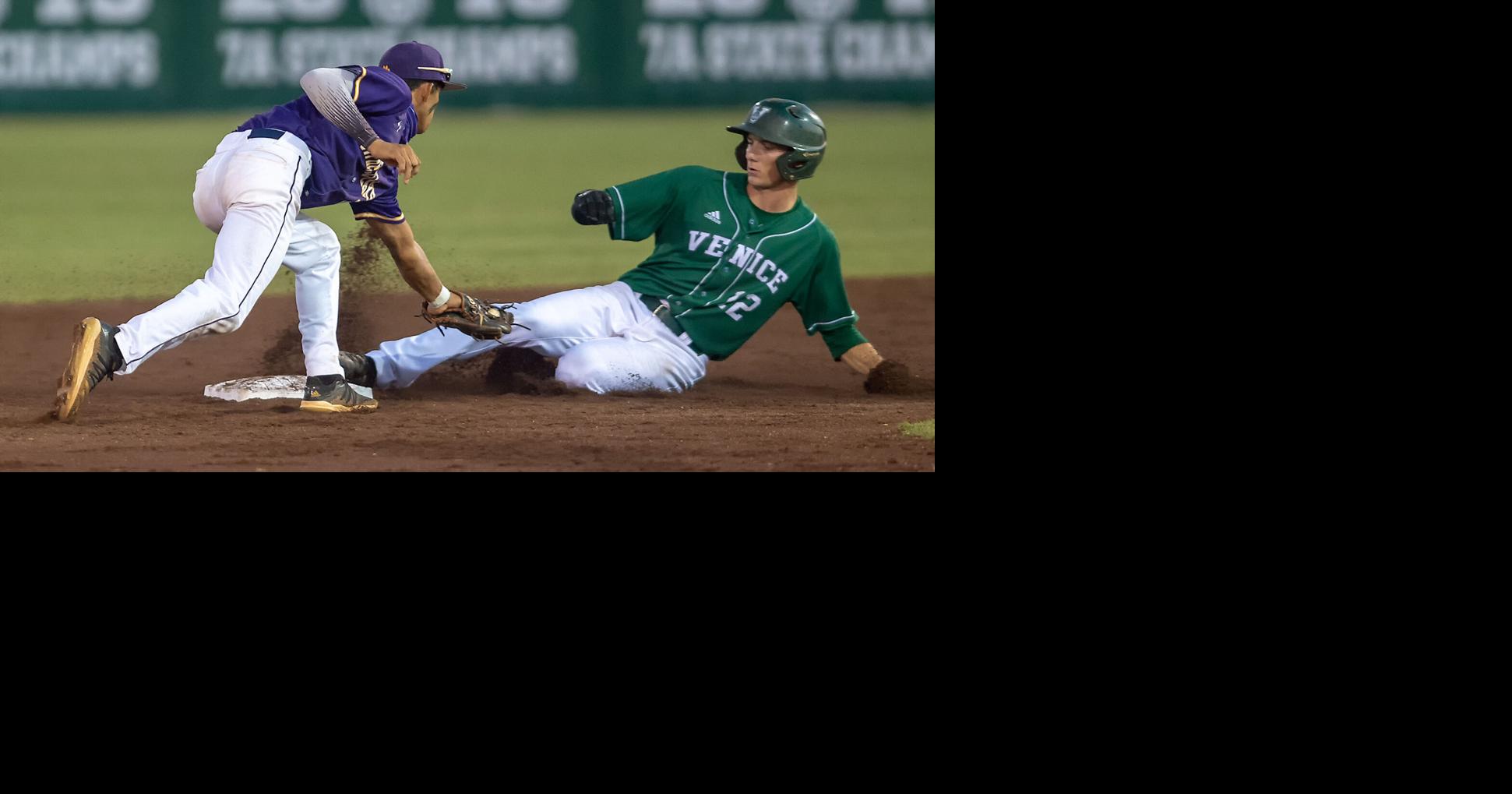 BASEBALL: Venice alum Robertson talks first season on field, CWS ...