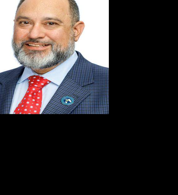 State's university chancellor could get extension, raise | Port ...