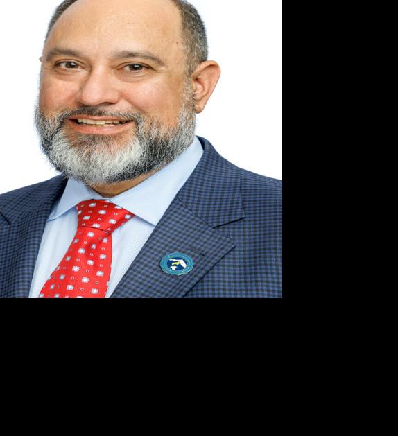 State's university chancellor could get extension, raise | Port ...