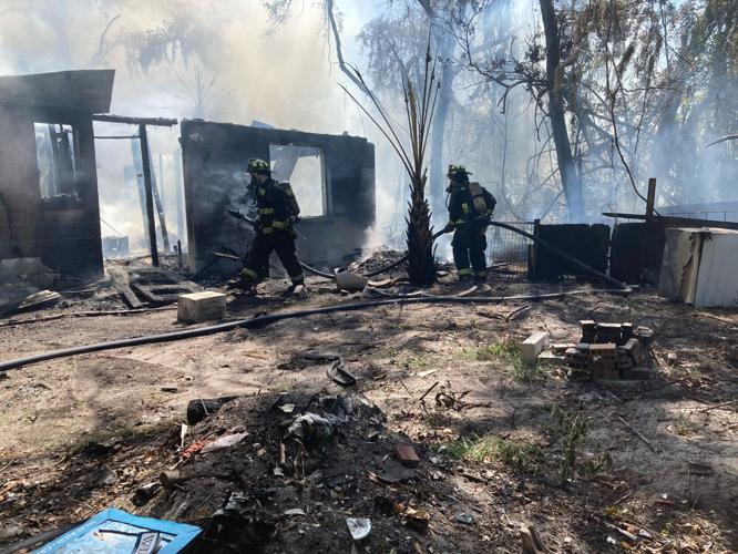 No one hurt as homes catch fire in Nokomis, Osprey | News | yoursun.com