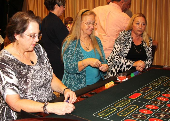 ‘Wags to Riches’ for Animal Welfare League | News Archives | yoursun.com