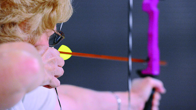 Yuma Senior Games: Archery | Multimedia | yumasun.com