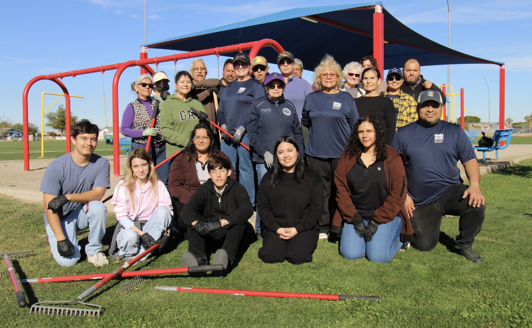 VOLUNTARIOS 2 | Bajo El Sol | yumasun.com